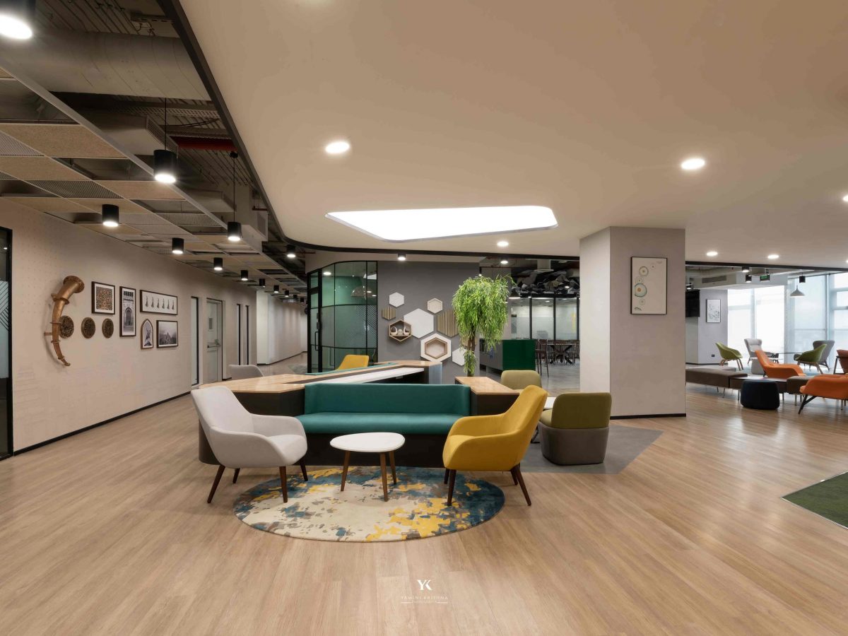 A look at how modern institutional spaces can respond to the existing ...