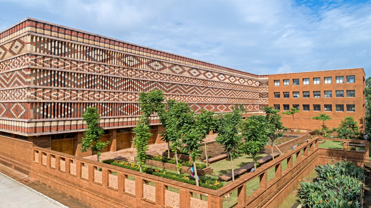A Government facility in Bhubaneswar felicitated at World Architecture ...