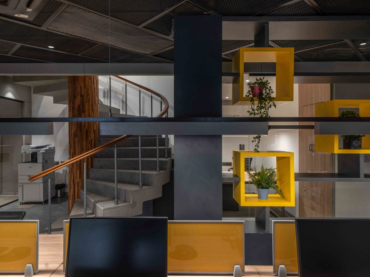 Roman Klis Design's new headquarters by Ippolito Fleitz Group ...