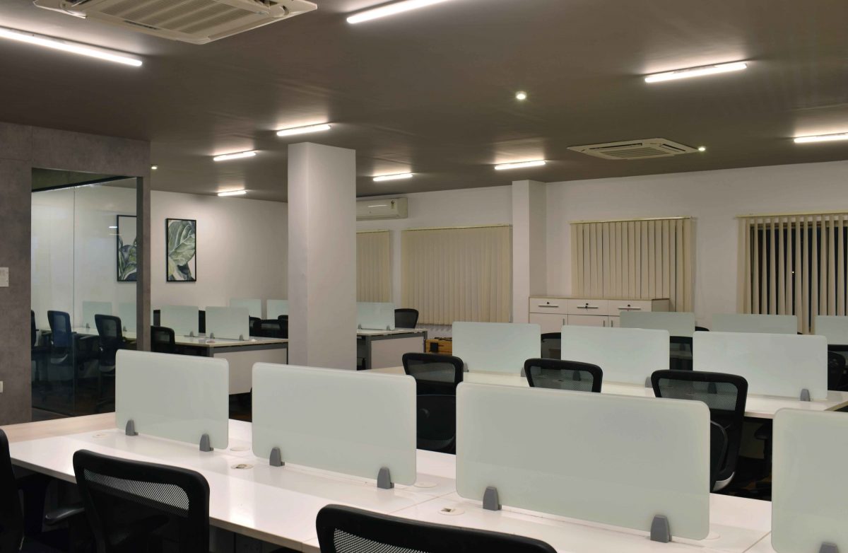 An office-study Hybrid space - A mesmerising workspace design ...