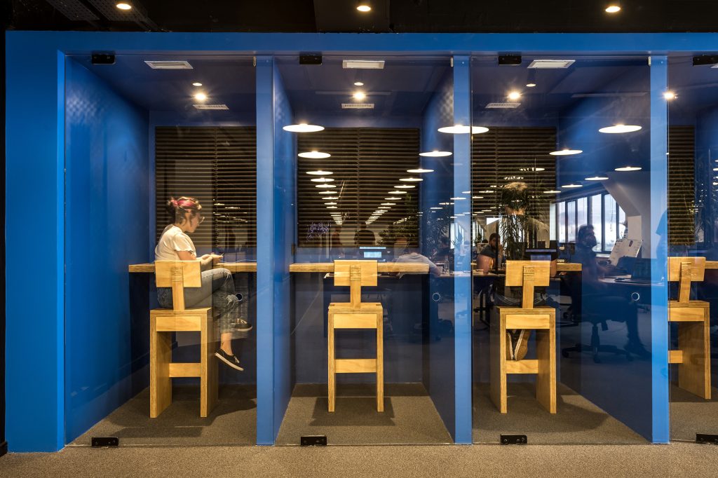 Olist Office by Arquea Arquitetos - Commercial Design India