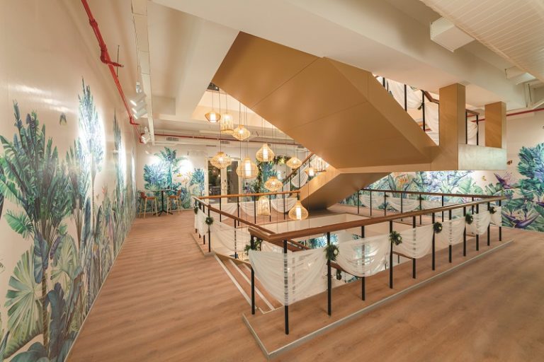 Decoding Amazon's frugal yet efficient workspace design culture ...