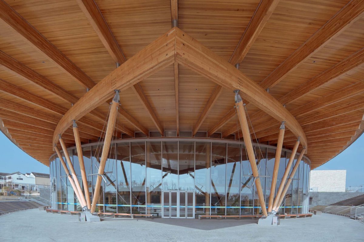 Floating Leaf Office Building by GREEN ARCHITECTS - Commercial Design India