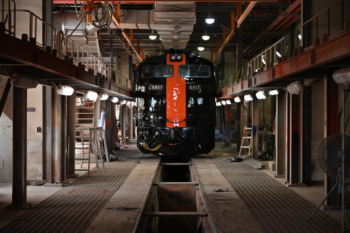 The Moving Kitchen Restaurant by J.C. Architecture - Commercial Design ...