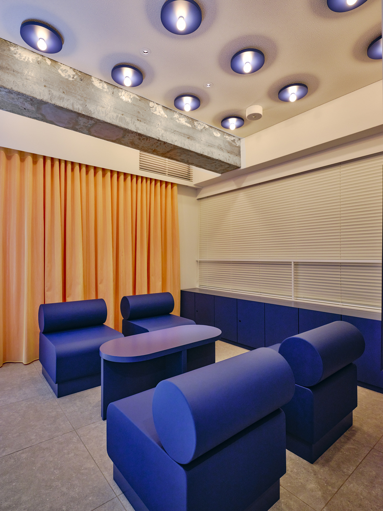 Driving bright hues in workspaces, Kii inc. designs Lyonesse Pictures ...