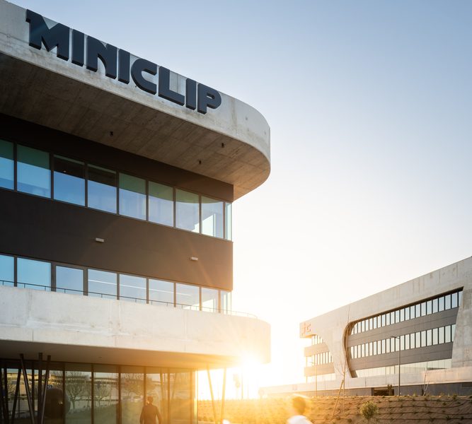 Ingraining gaming layouts in workplaces - Openbook designs Miniclip ...