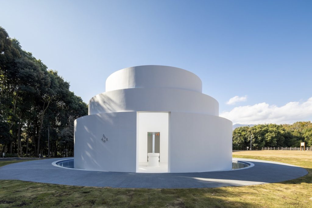 Commercial Plaza Circle by T2P Architects Office - Commercial Design India