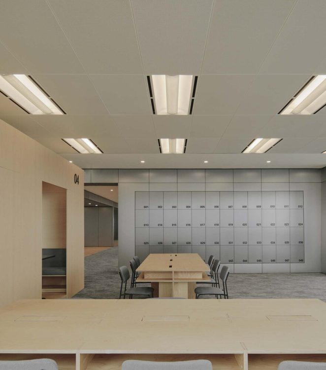 The vigorous thick wall - Tezign office, China by XFRAME - Commercial ...