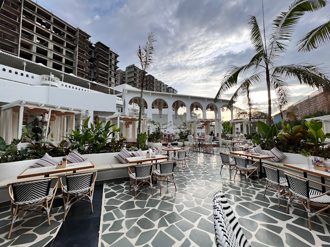 Embark on a Greek sensory journey at Oia, Bangalore's chic new bar by ...