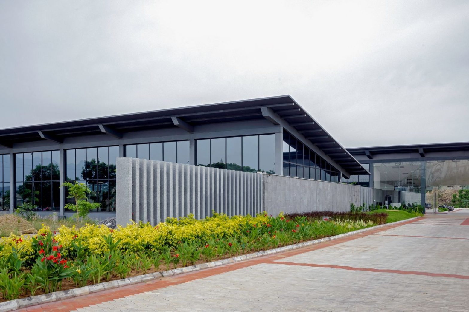 Where work meets nature: Discover the unique office-garden design of ...