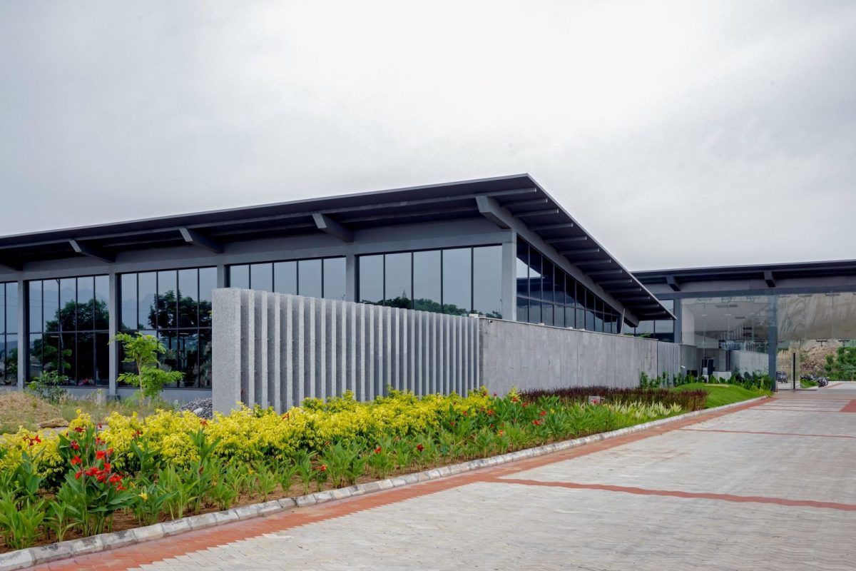 Where work meets nature: Discover the unique office-garden design of ...