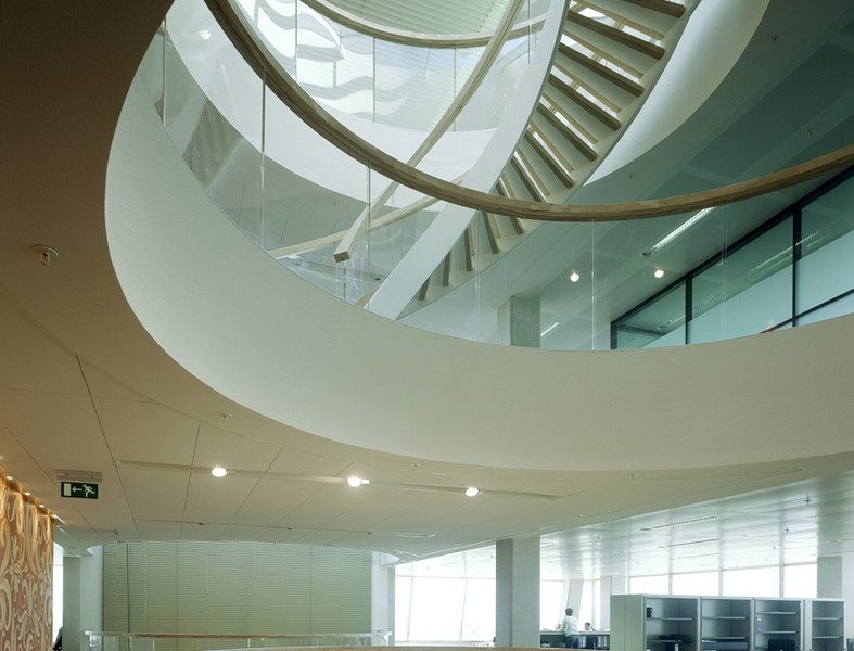 Step inside the Menzis Office Building by de Architekten Cie: A 12 ...