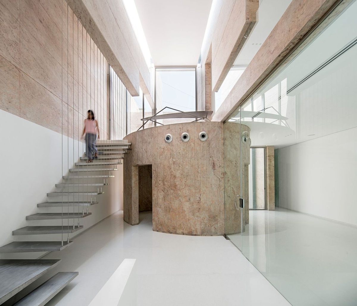 Natural light: A challenge and an opportunity in commercial spaces ...