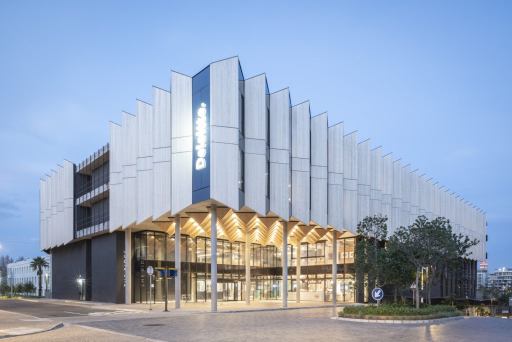 Discover how architecture melts with corporate behaviour at The Ridge ...