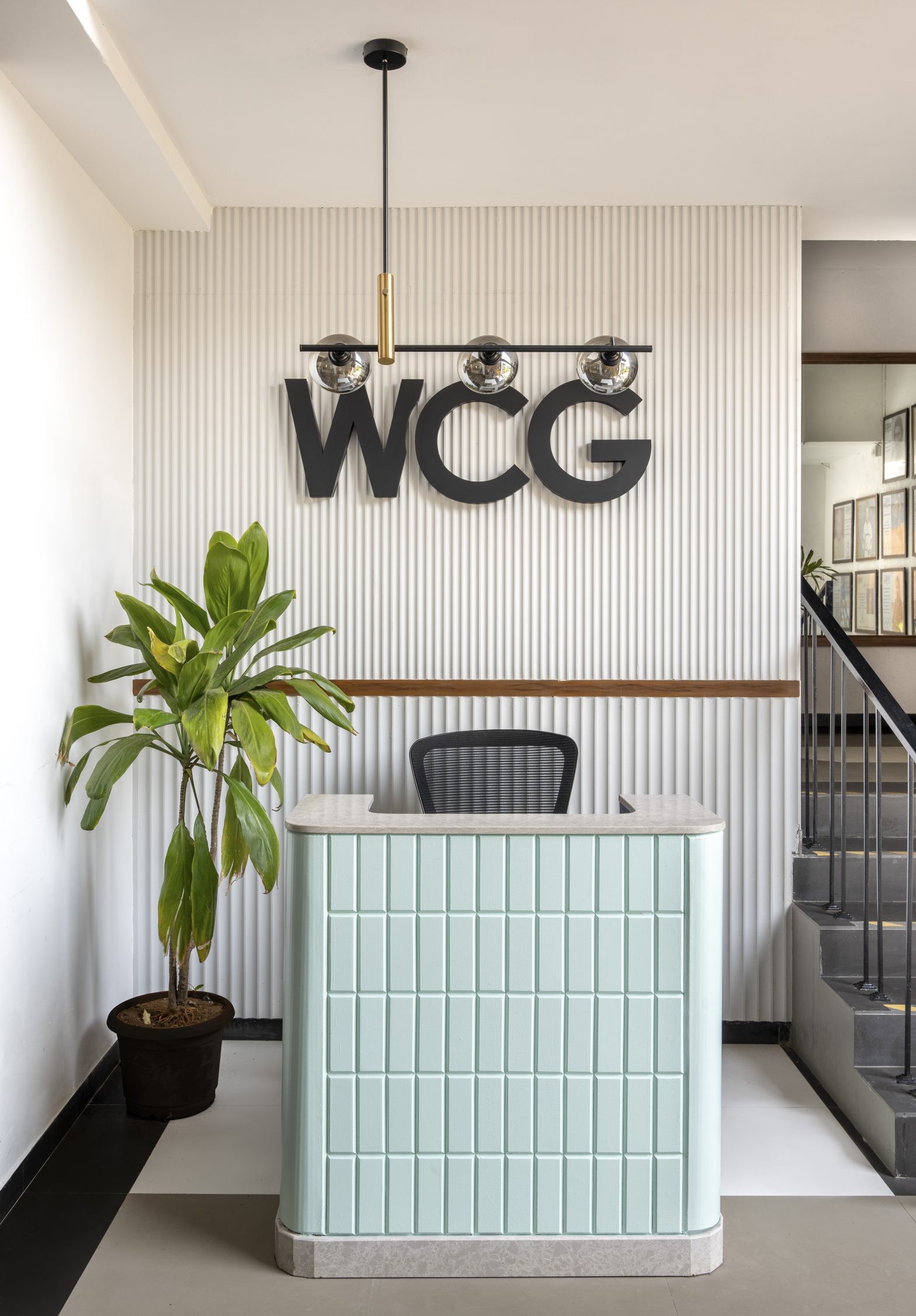 Deksha Design Studio redefines Willingdone Gymkhana, Mumbai with ...