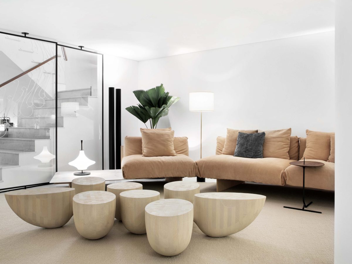 Intermix fashion statues into your commercial interiors with Smokey ...