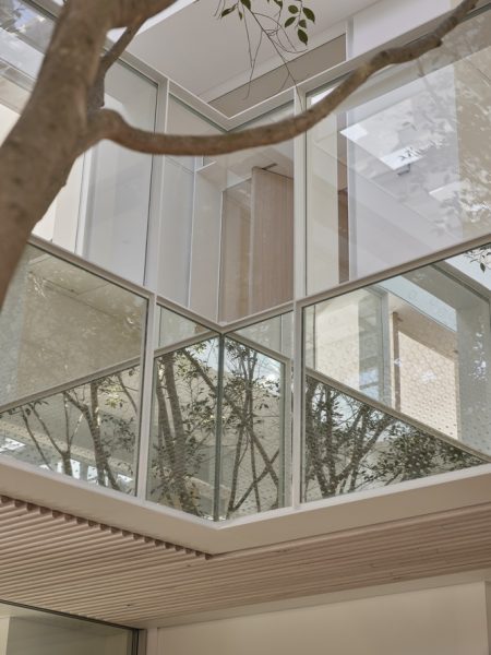 Witness a masterful blend of old and new building at Campbell House Offices by Tonkin Zulaikha ...