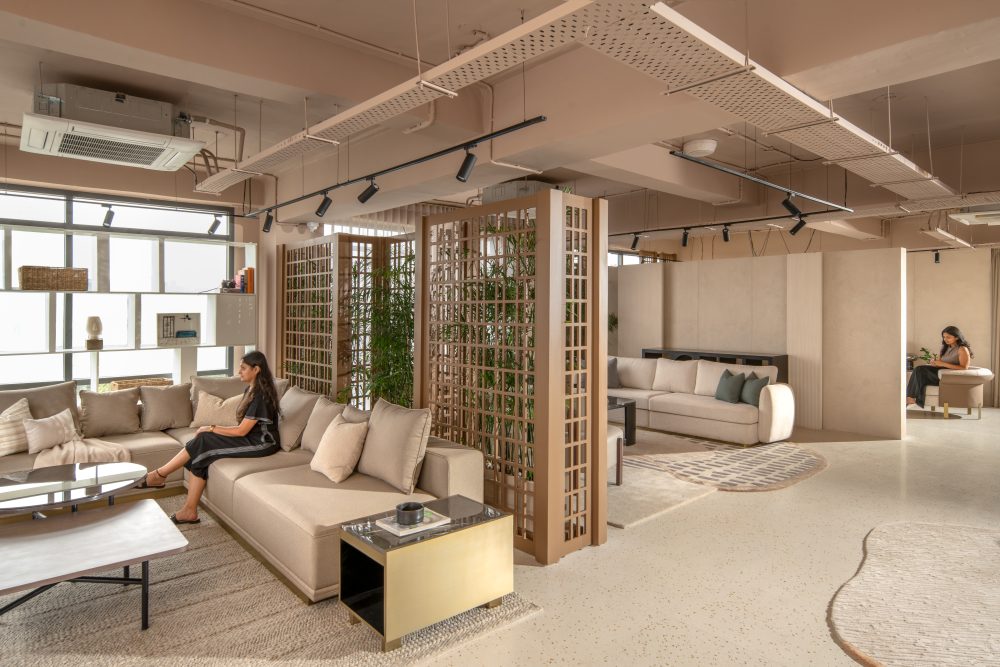 Chalk Studio introduces White Ash Studio: A new wave in furniture shopping with modern monotone ...