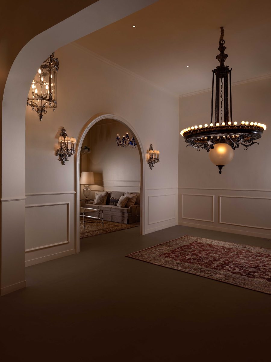 Luxaddi Lights unveils European - Roman-styled store in New Delhi ...