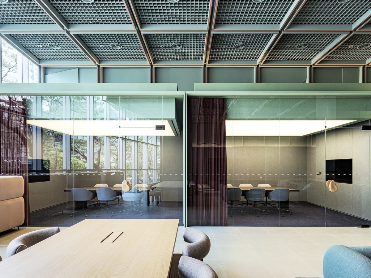 Innovative workspaces: a deep dive into Ground Workspace by INTG ...