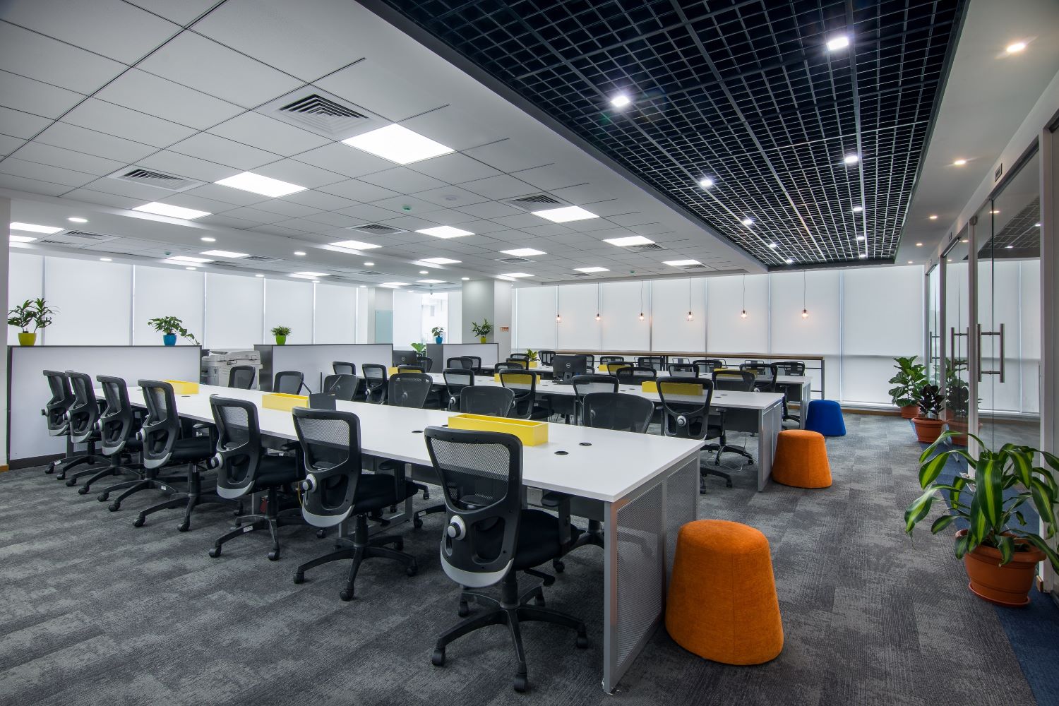 315Work Avenue signs one of the largest coworking deals in 2023. - Commercial Design India