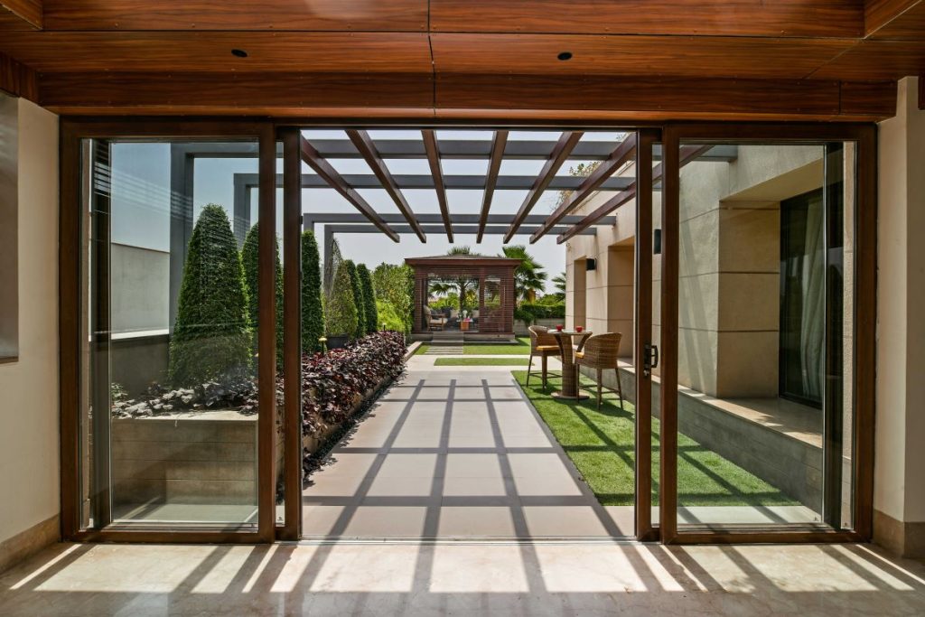 Innovative entryway designs by 42MM architecture: where modernity meets ...