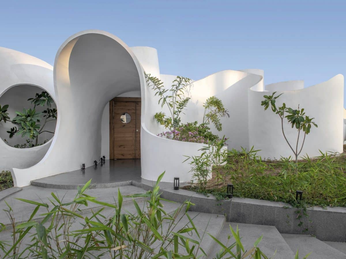 Pravaah: sustainable elegance in architecture by The Grid Architects ...