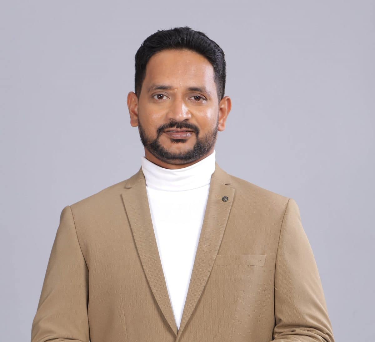 Innovating workspaces: An interview with Shesh Paplikar, Founder & CEO ...