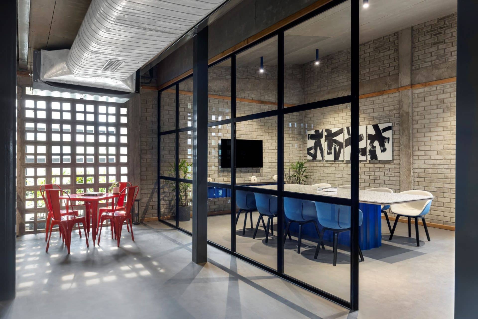 Urban Park Office: Spaces & Design's architectural marvel balancing ...