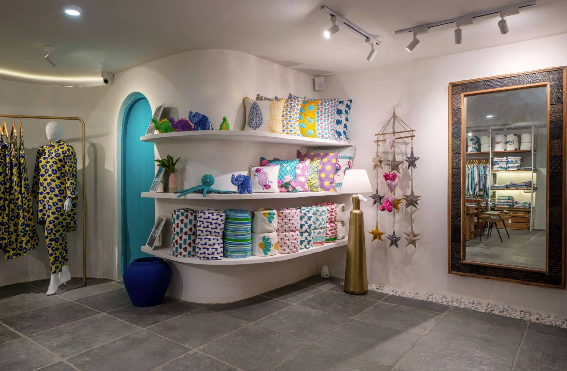 Harmonising heritage: Pinklay's Hyderabad flagship project by Crafted Spaces. - Commercial ...