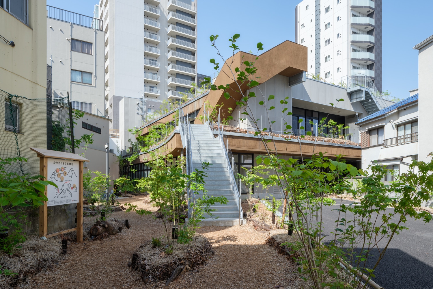 KANAME NO MORI: Keystone Forest Commercial Building by Nori Architects ...