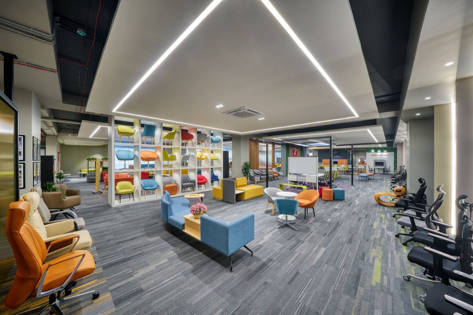 Featherlite unveils premium flagship experience centre in Chennai ...