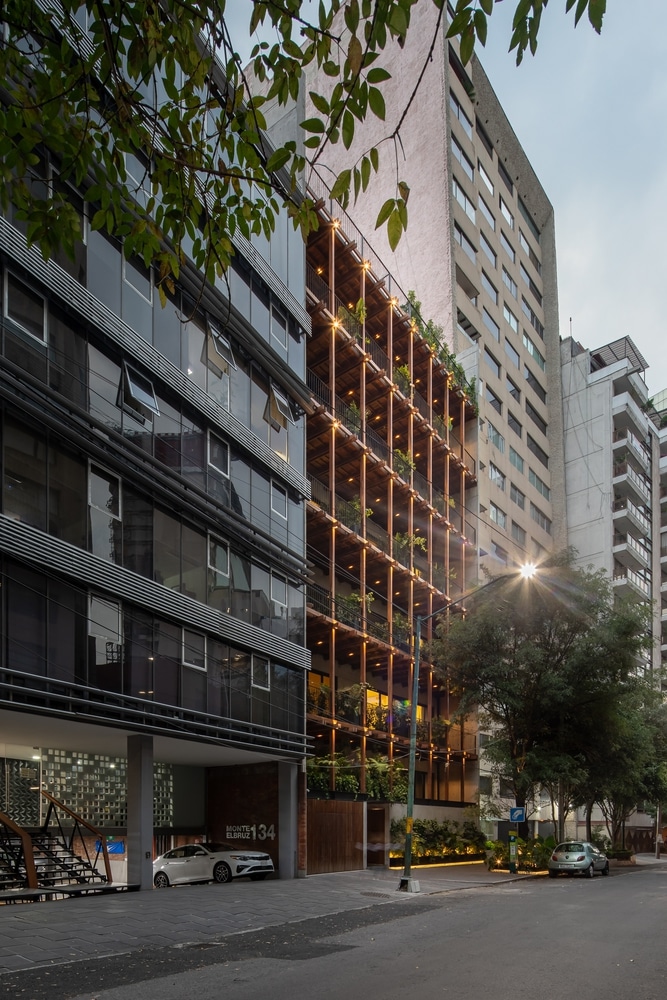 Condo-Hotel Ana Polanco by Local de Arquitectura: A unique wooden structure in Mexico City ...