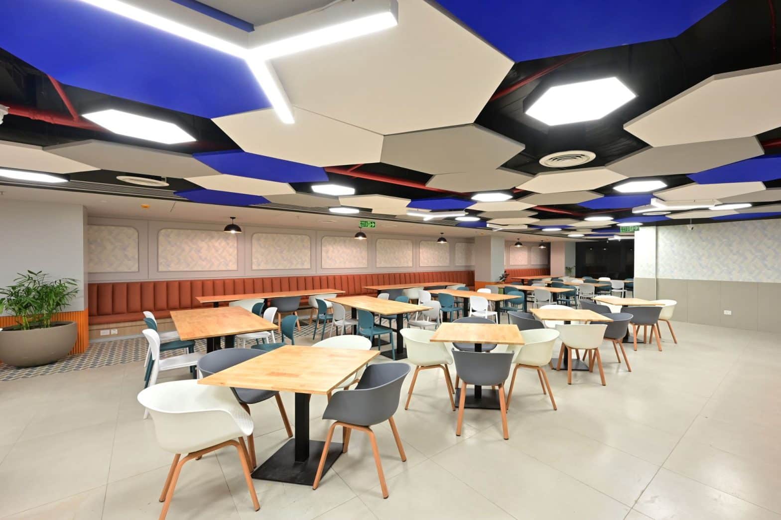 HDFC Corporate Bank Office by ARA Designs: A sustainable and ...