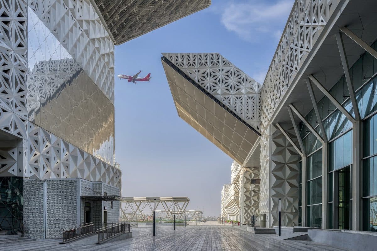 Yashobhoomi Complex by CP Kukreja Architects: A futuristic urban landmark in India - Commercial ...