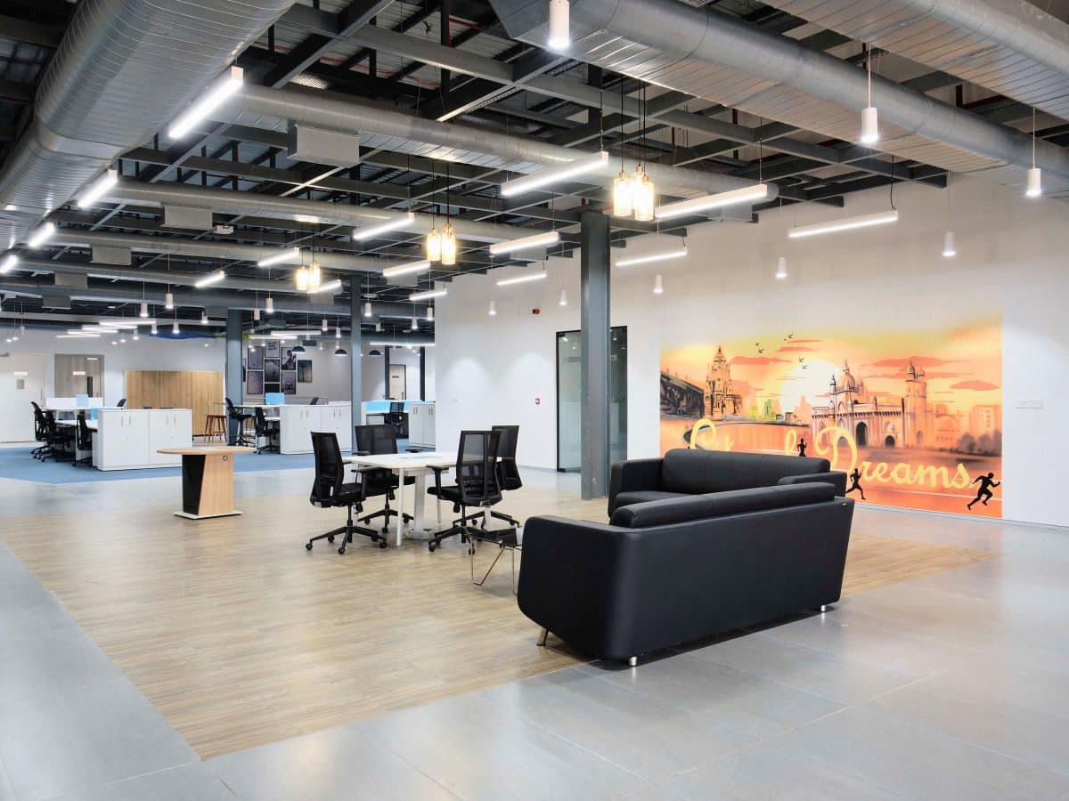 Airbnb office at Gurgaon by Space Matrix - Commercial Design India