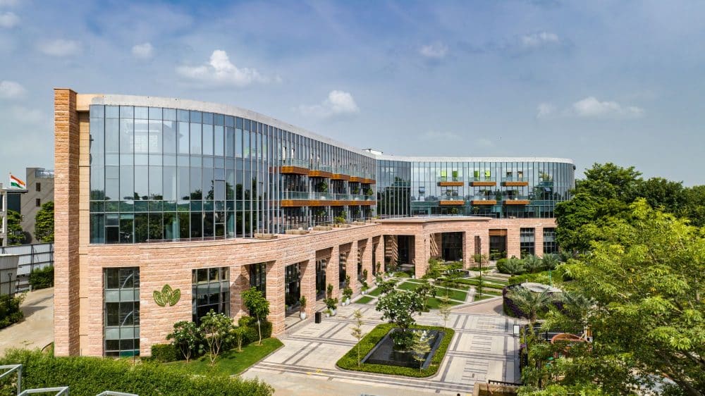 Eldeco Centre: The new standard in commercial office and retail ...