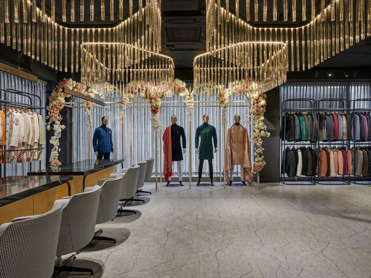 Retail hotspots: The rise of suburban malls in smaller cities ...