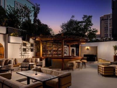 Airbnb office at Gurgaon by Space Matrix - Commercial Design India