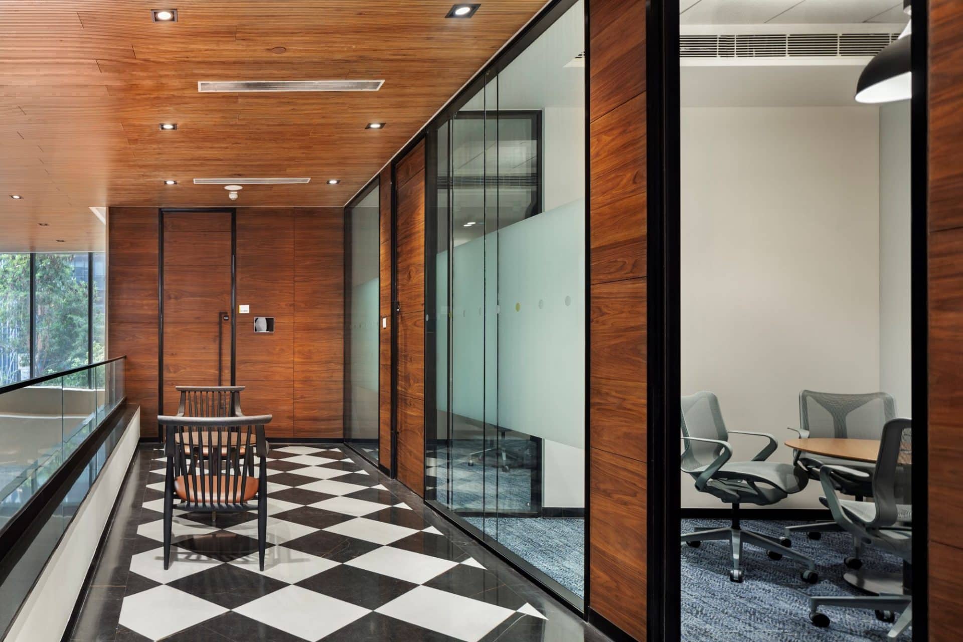 Studio IV designs EY Gurugram office interiors showcase art, culture ...