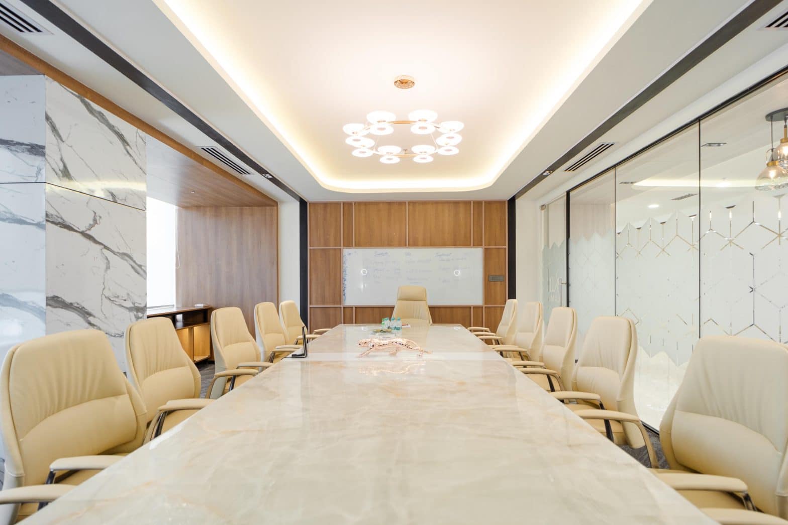 Corporate office interior design in Gurgaon: Flipspaces delivers a purpose-built workspace for ...